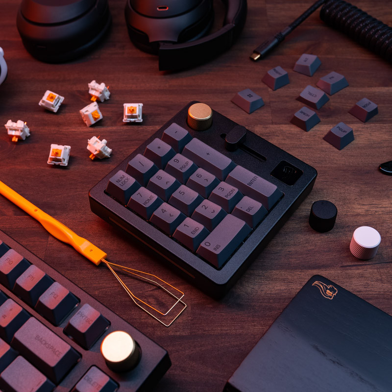 GMMK Wireless Numpad (Black) | CandyKeys